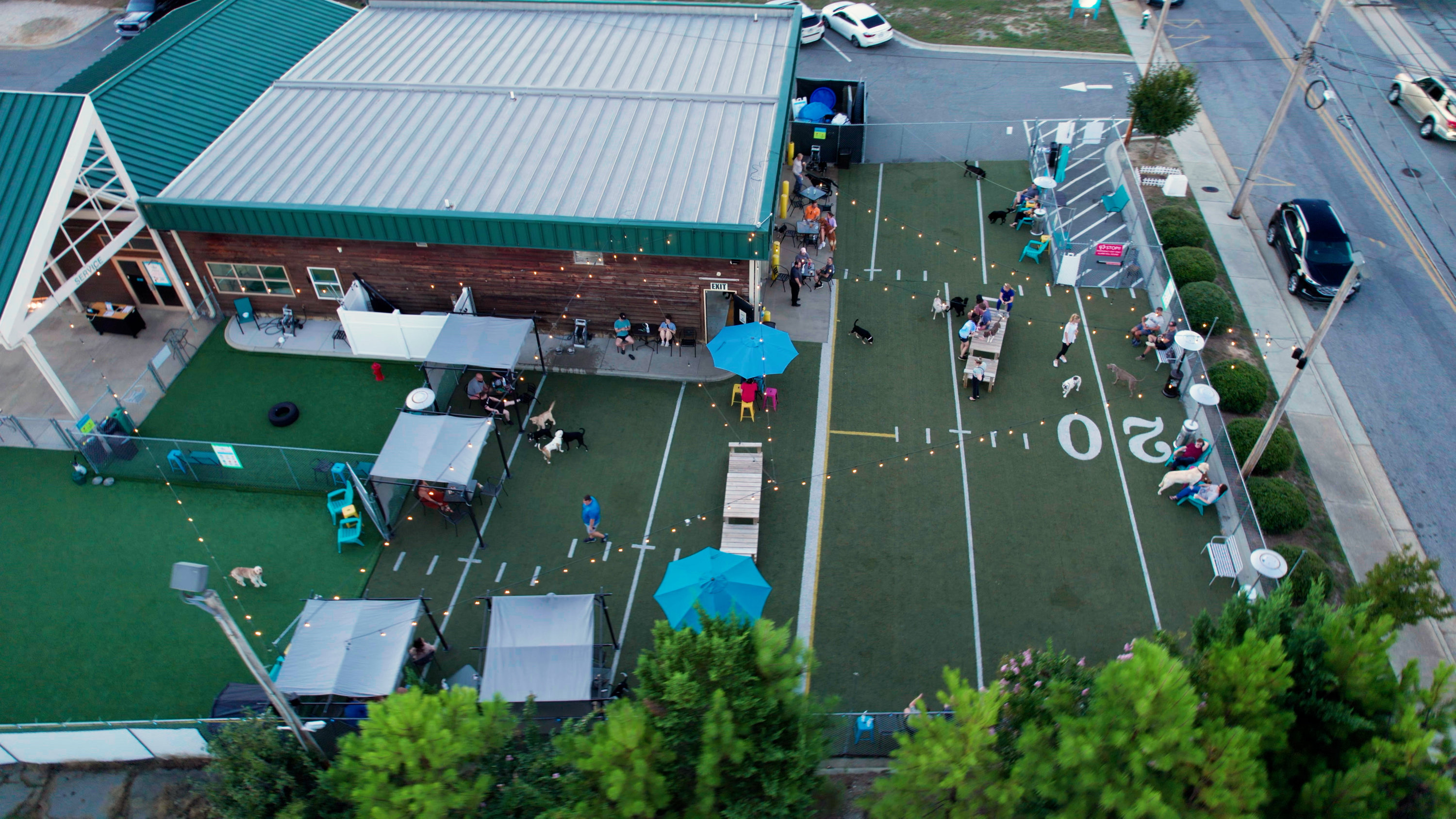 Jobs - Doggos Dog Park and Pub